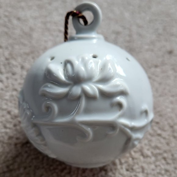 Vintage | Other | Vintage Sachet Fragrance Potpourri Pomander Porcelain ...